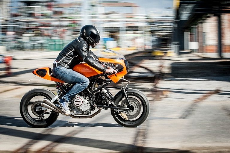 Custom Ducati 900 SS by Bernard Mont - Gessato