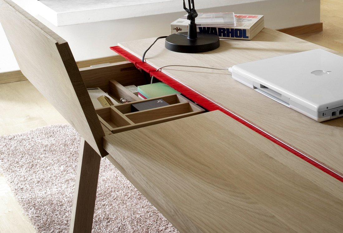 Landa Desk by Samuel Accoceberry - Gessato