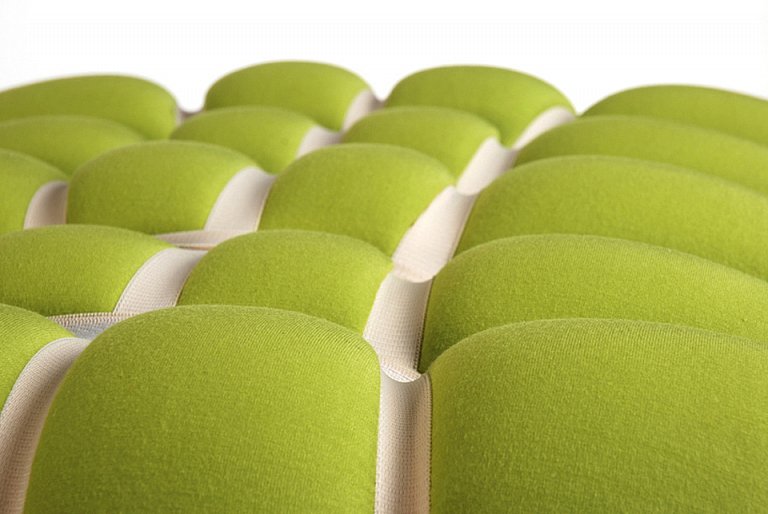 Zieharsofika by Meike Harde - Gessato