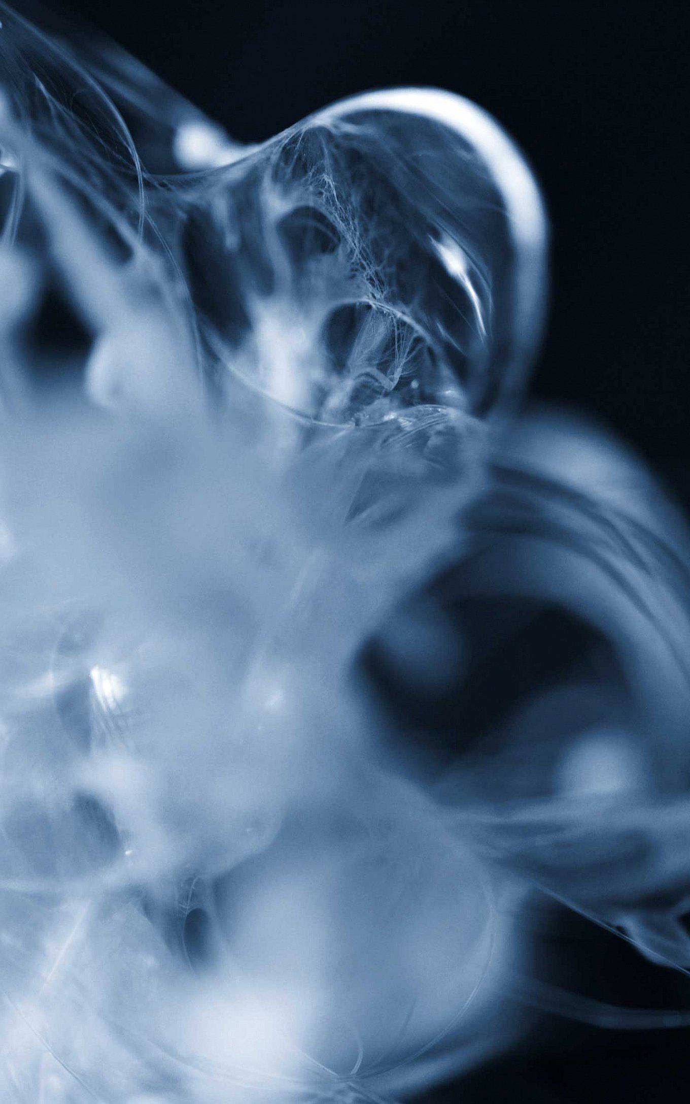 Conduction: Bubble Art by Tomoya Matsuura - Gessato