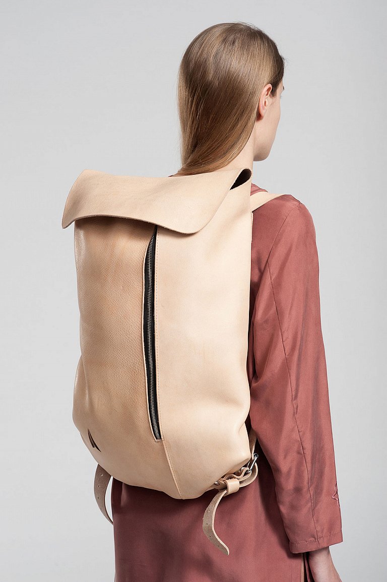 Simple Leather Backpack - Gessato