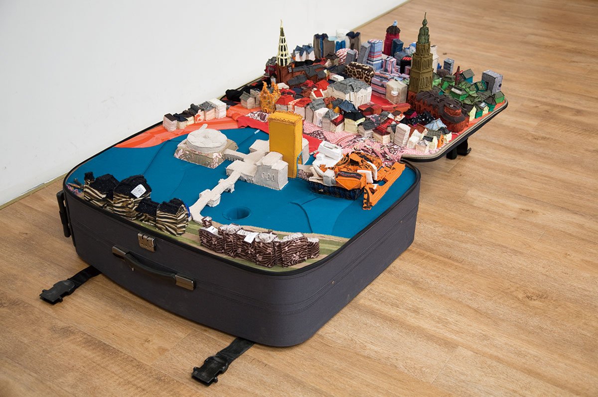 Yin Xiuzhen’s Portable Cities - Gessato