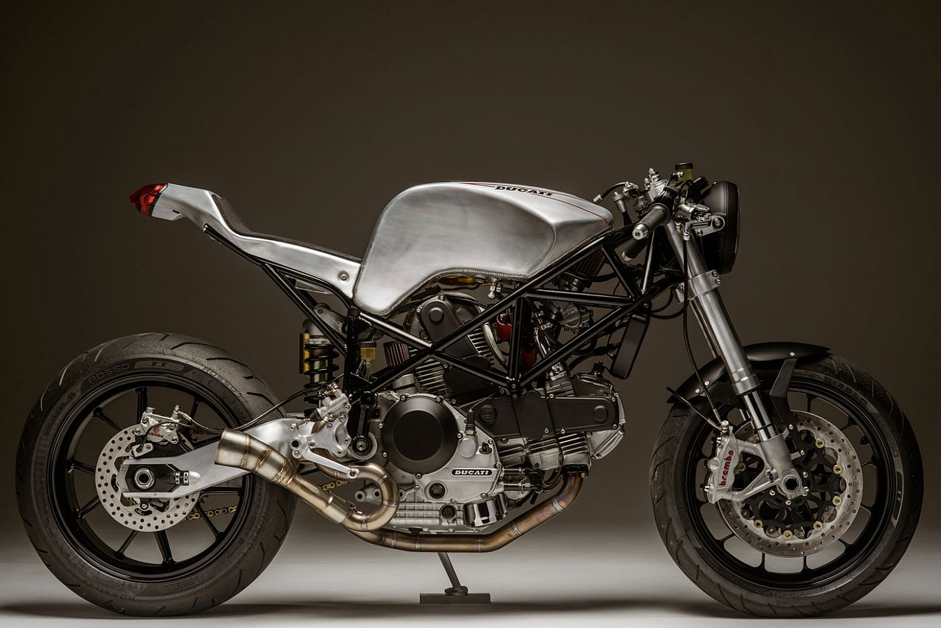 Custom Built Ducati 900SS By Atom Bomb - Gessato