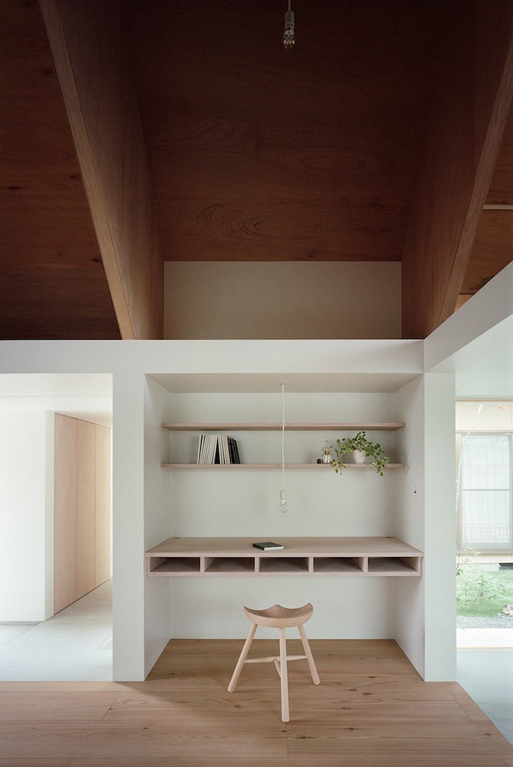 Japanese House Extension with Atrium - Gessato
