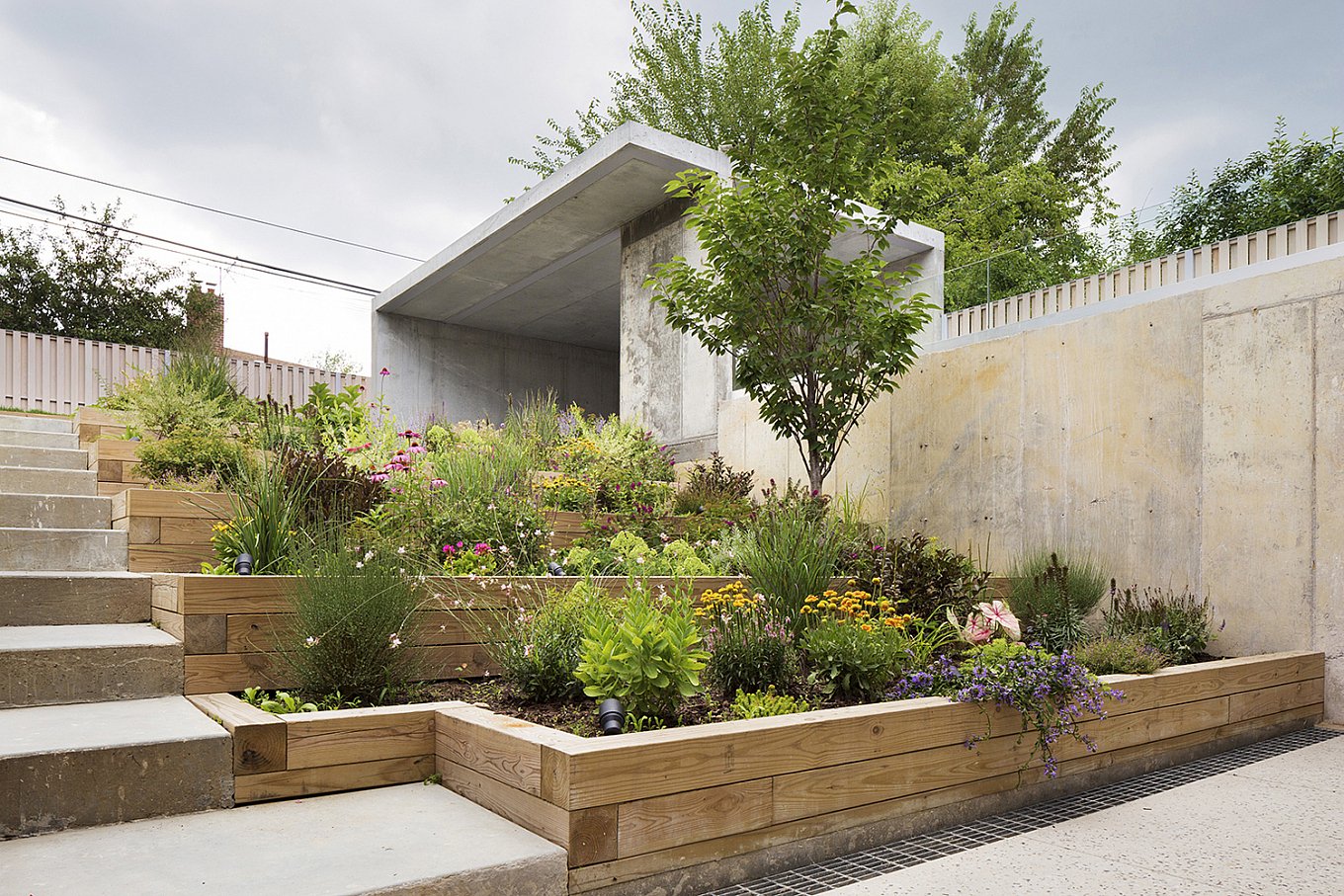 Colorful Extended Family Home in Queens - Gessato