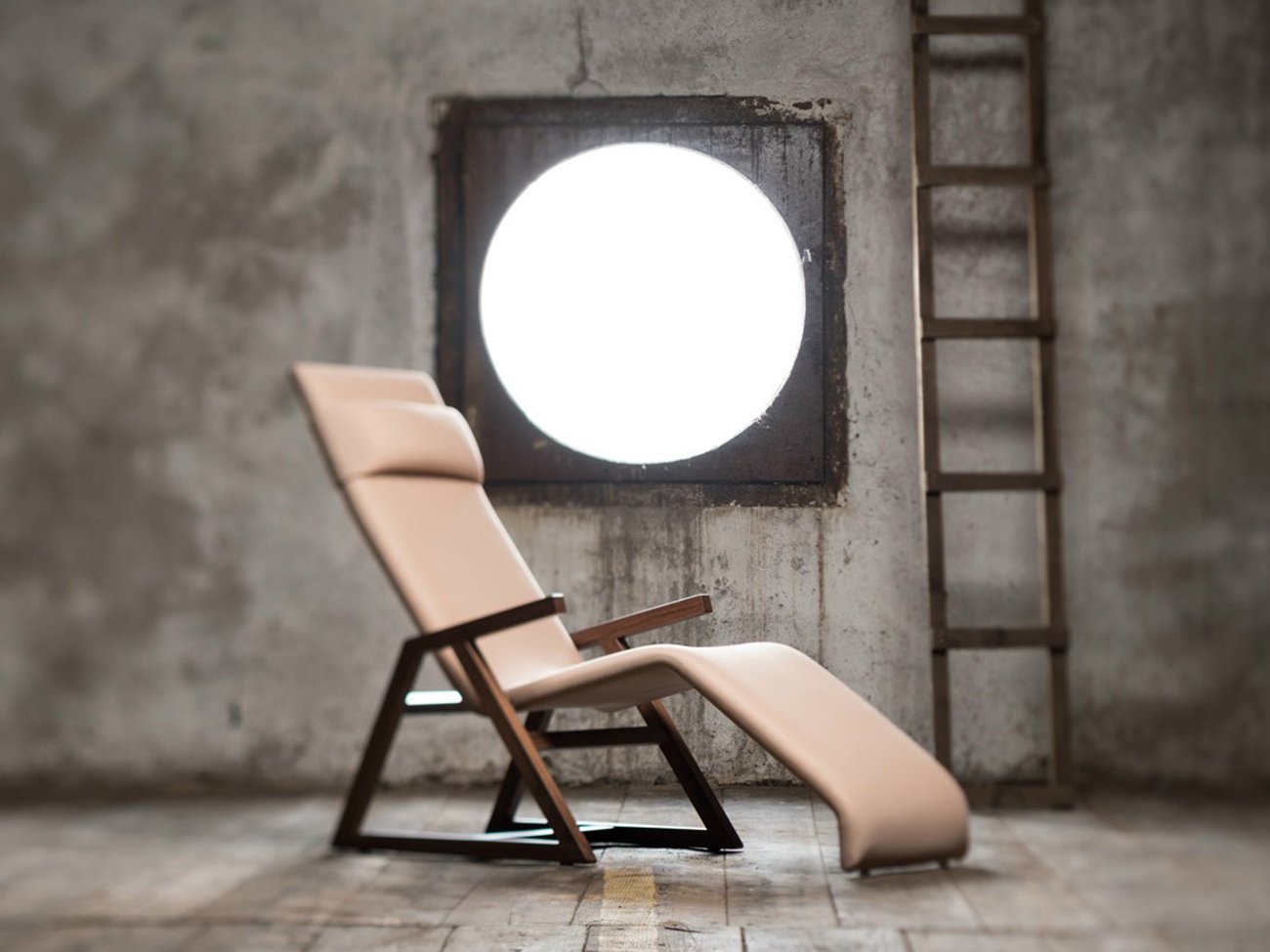 Colorful Easy Chaise by Lina Furniture - Gessato