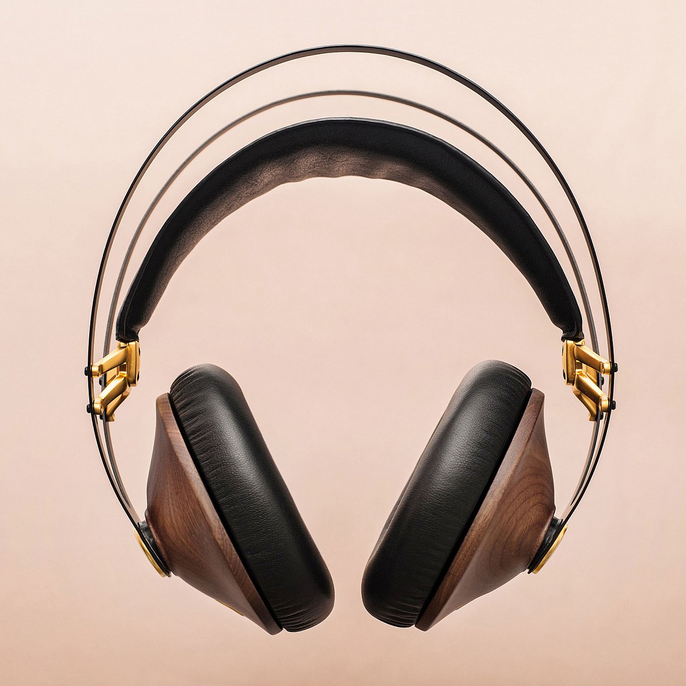 Wood Headphones Built to Last - Gessato