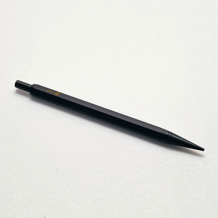 A Pen that Makes Writing a Privilege Rather than a Necessity - Gessato