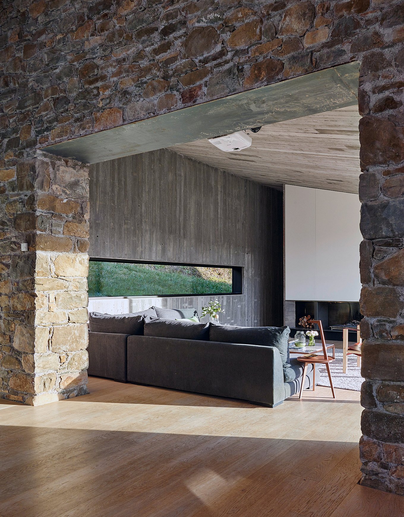 The Can Calau Farmhouse in Catalonia, Spain - Gessato