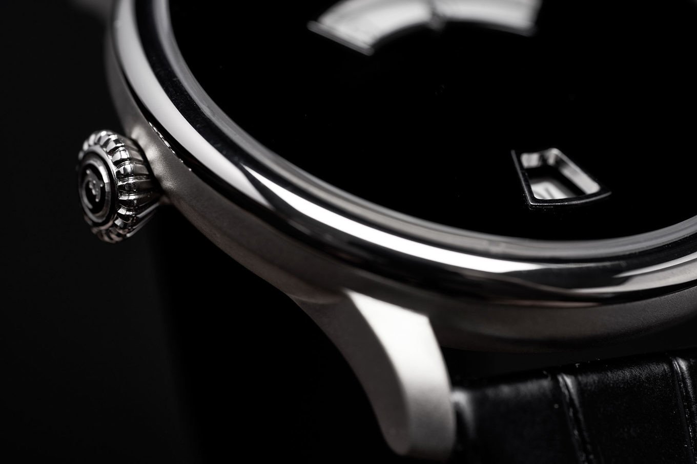 A Classic Car Inspired Watch - The Duesey By Icon - Gessato