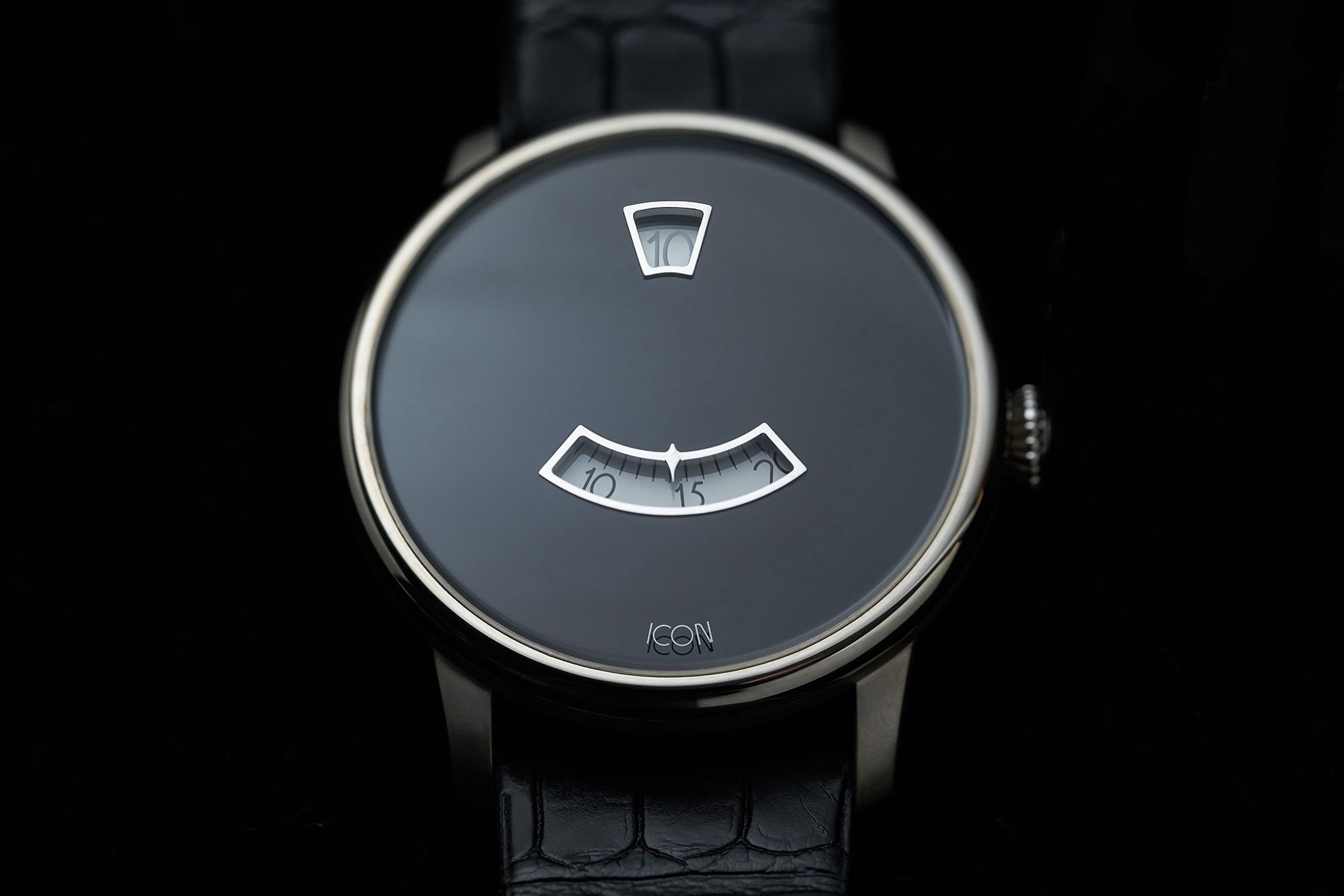 A Classic Car Inspired Watch - The Duesey By Icon - Gessato