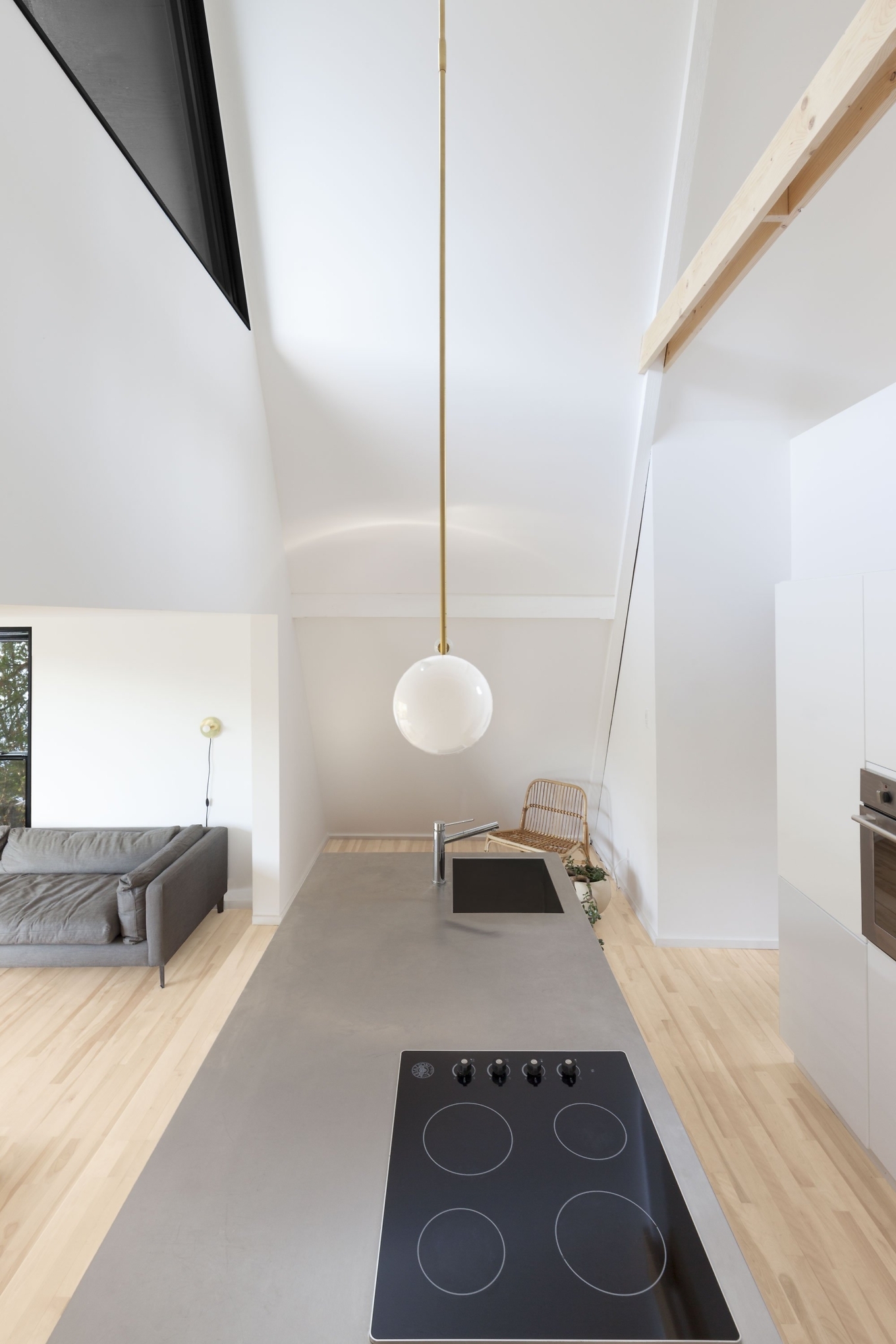 A Modern A-Frame Chalet - Gessato