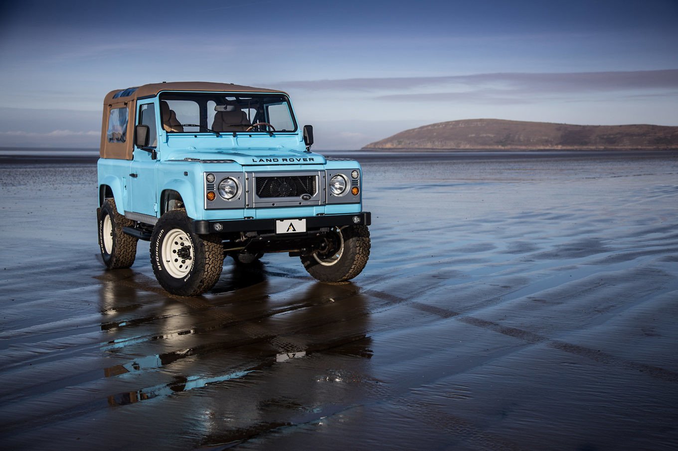 BAJA, A Custom Land Rover Defender 90 - Gessato