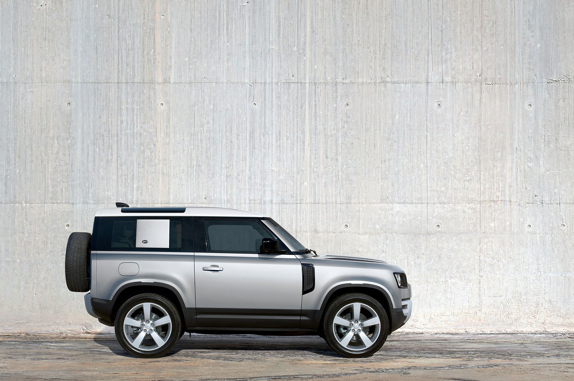 The New Land Rover Defender SUV - Gessato