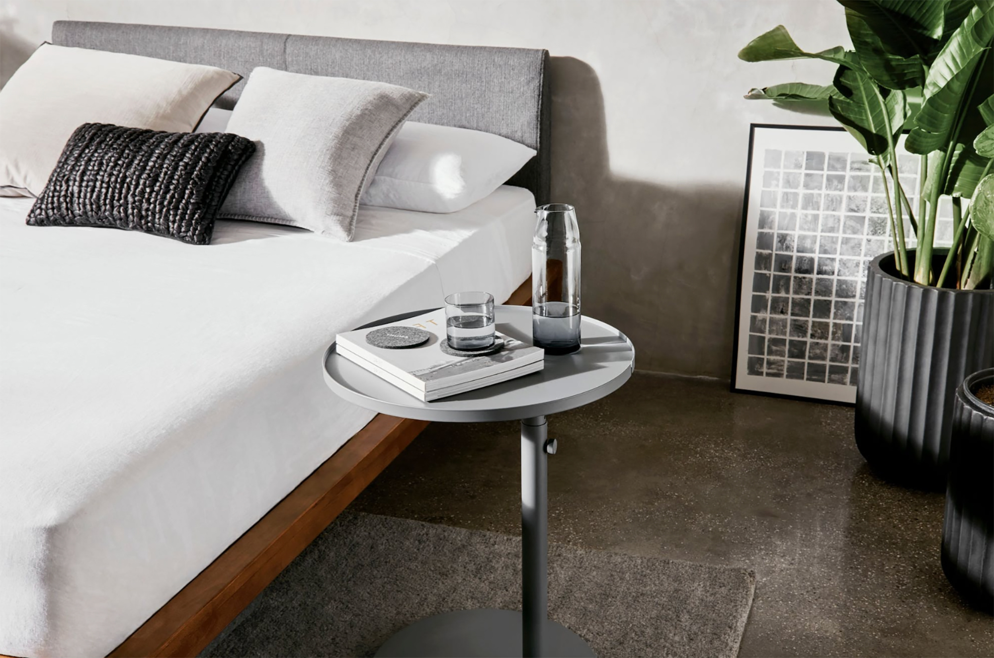 The Bed by Thuma - Gessato