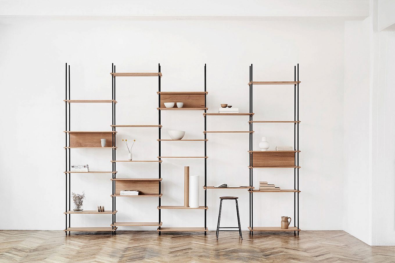 Moebe's Modular Shelving System - Gessato