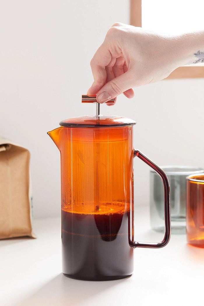 How to Use a French Press Coffee Maker - Gessato