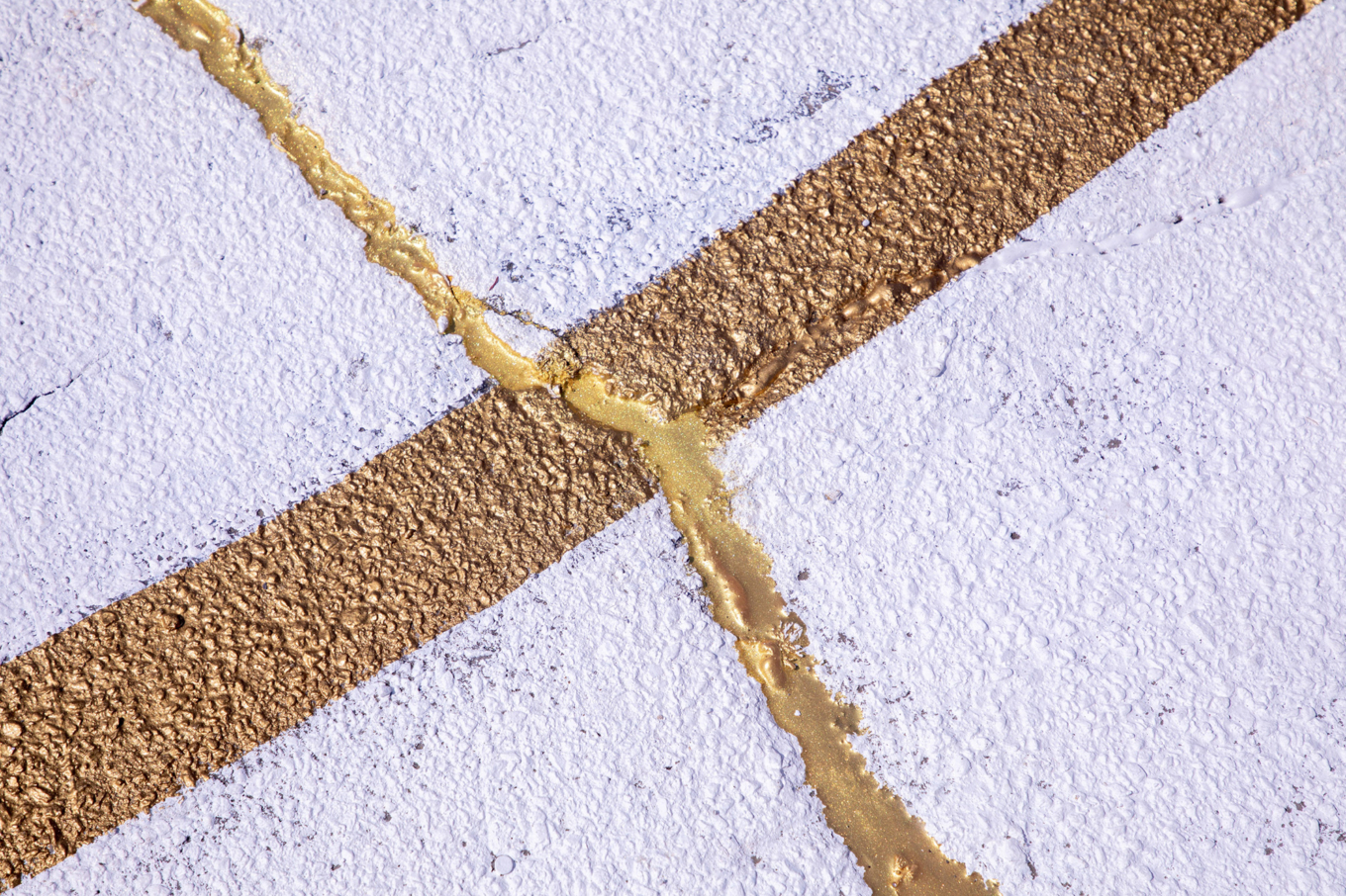 A Kintsugi-Inspired Revival of a Basketball Court - Gessato