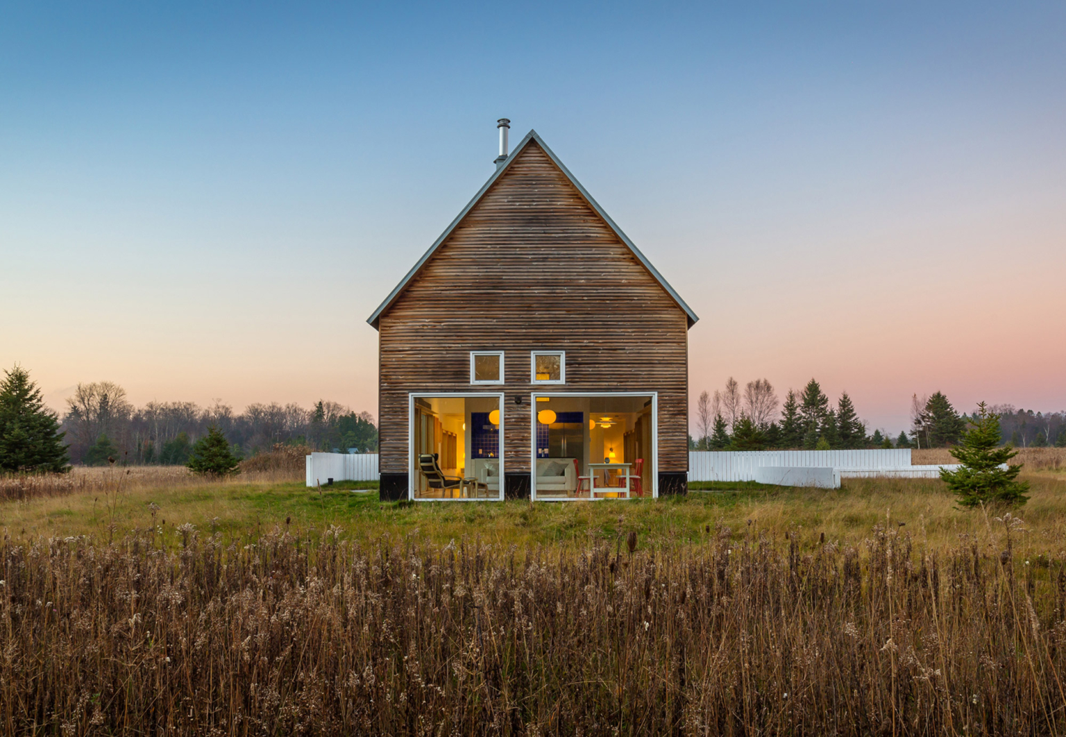 Farm Houses In Beautiful Settings Around The World - Gessato