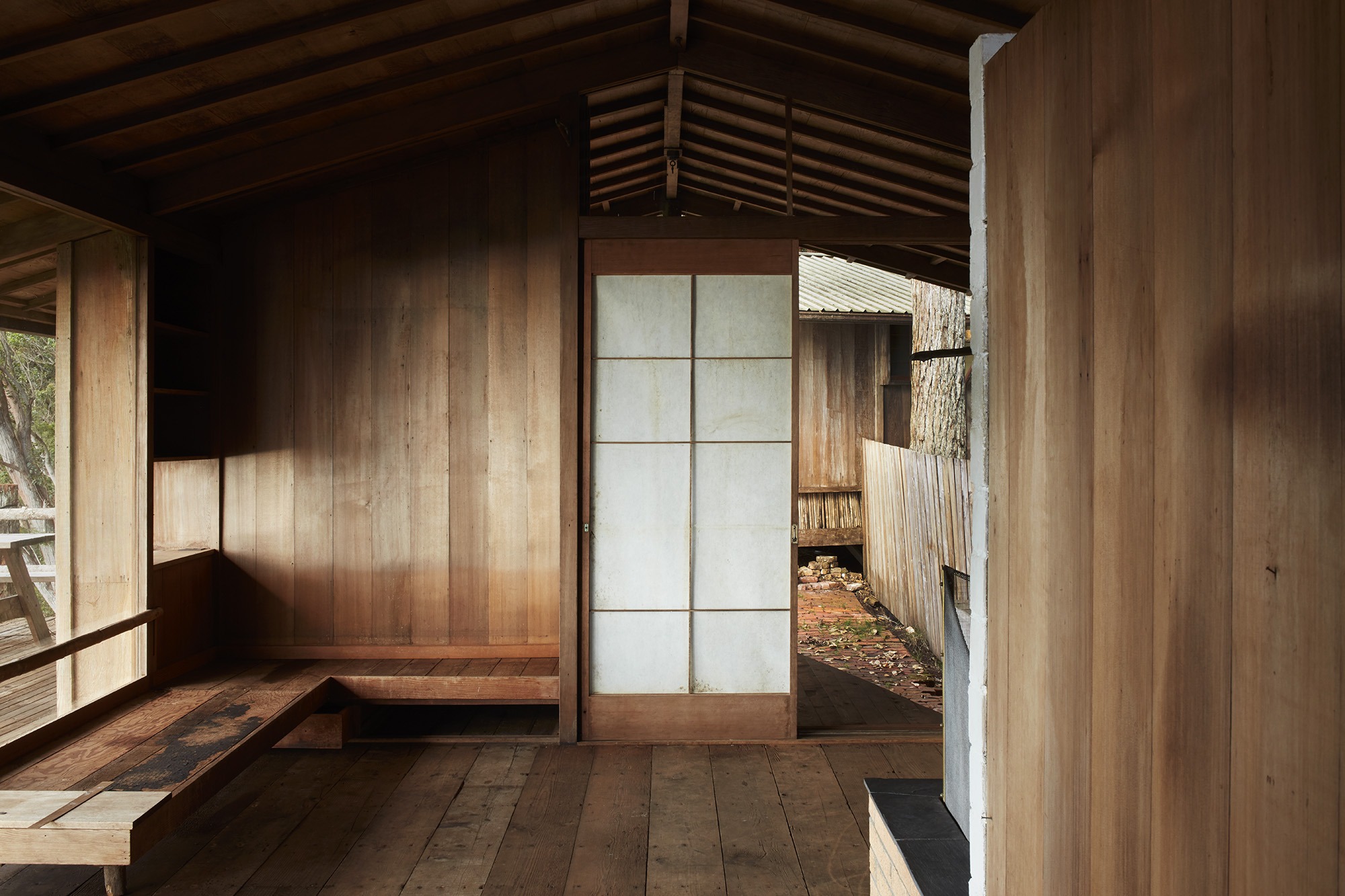 A Photographic Homage To Hawaiian Modernism - Gessato