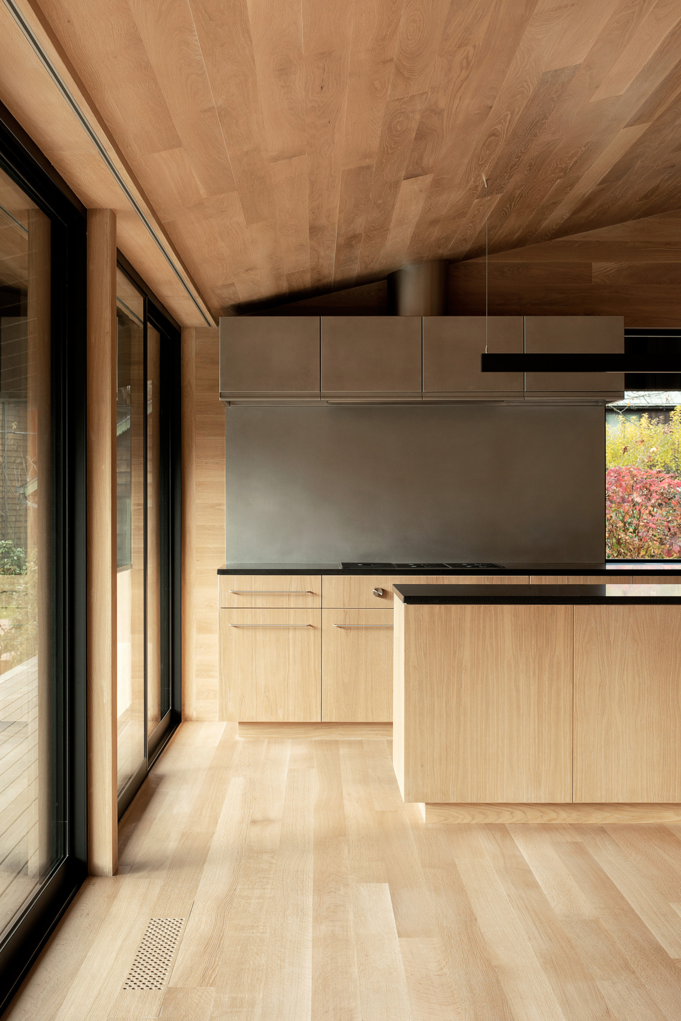 Divine House - Gessato