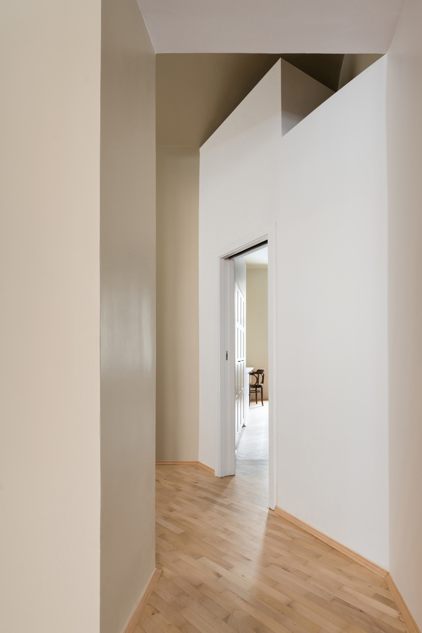 The Stepped Volumes Apartment - Gessato