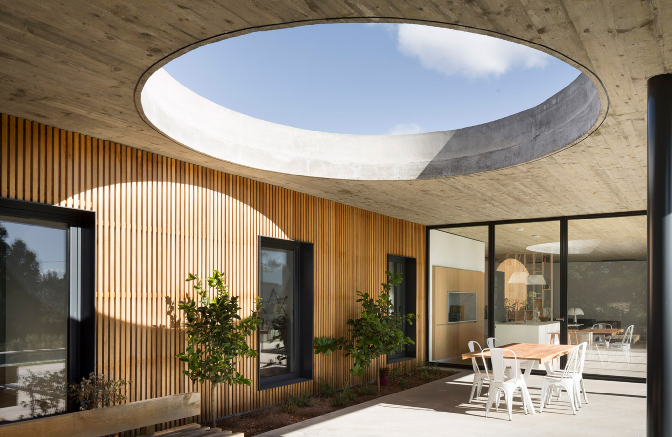 Houses with a Terrace, Architecture that Celebrates Nature - Gessato