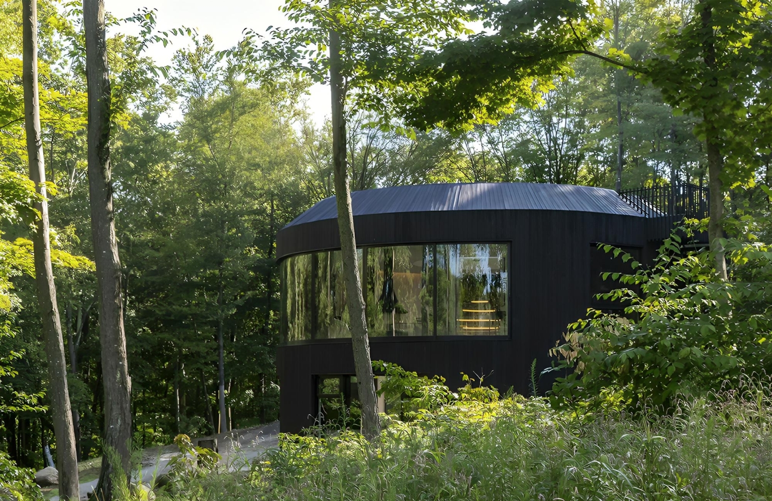 Round Houses (Circular Homes): Benefits, Plans and Examples - Gessato