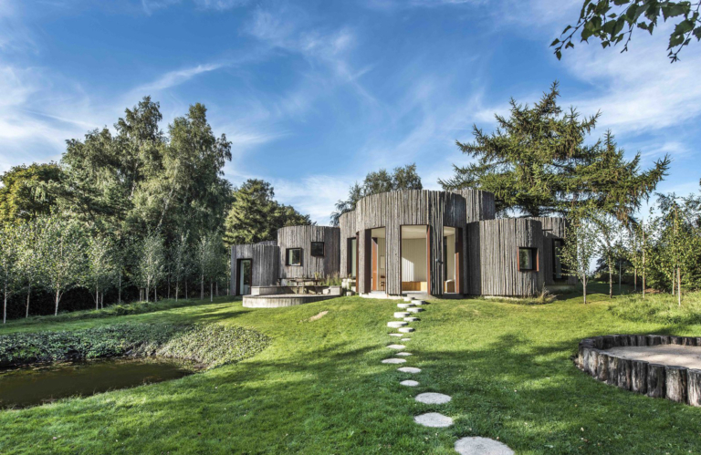 Round Houses (Circular Homes): Benefits, Plans and Examples - Gessato