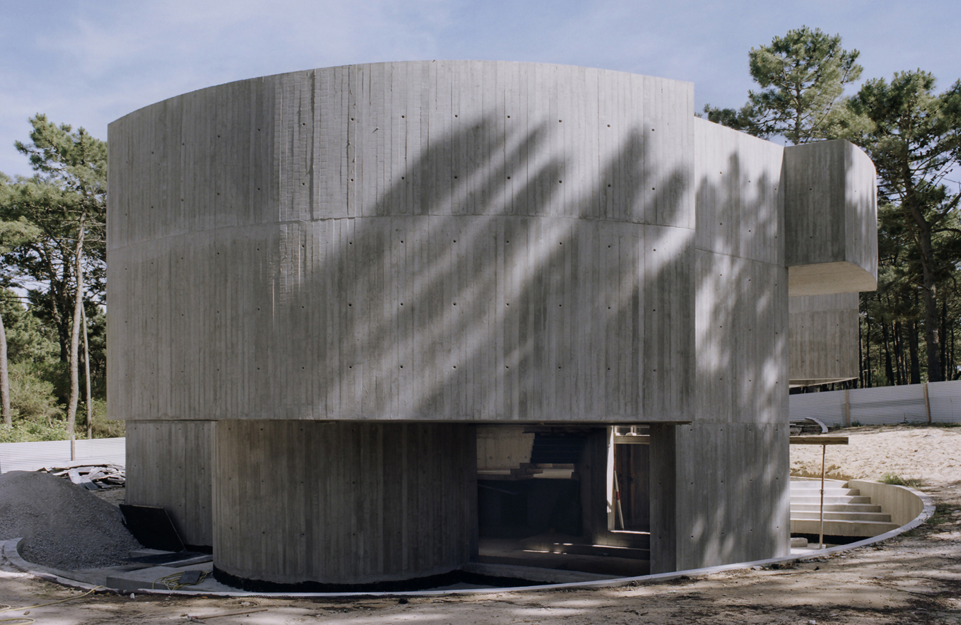 Round Houses (Circular Homes): Benefits, Plans and Examples - Gessato