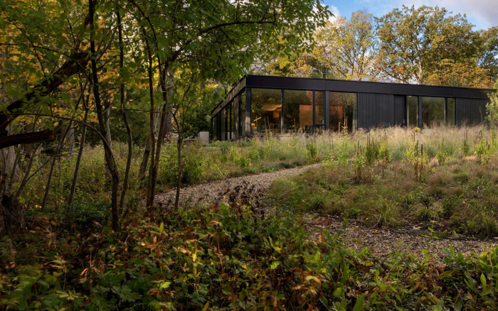 Black Houses by Design - Gessato