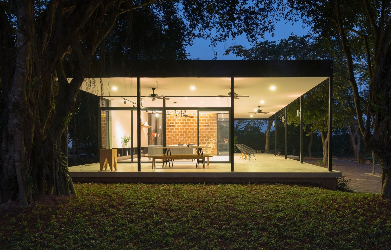 Modern Glass Houses: Transparent Wonders - Gessato