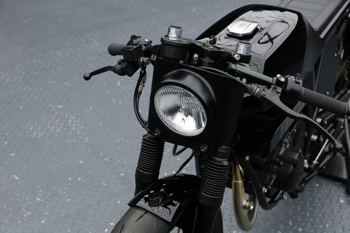 A Custom Yamaha SR150 Café Racer - Gessato