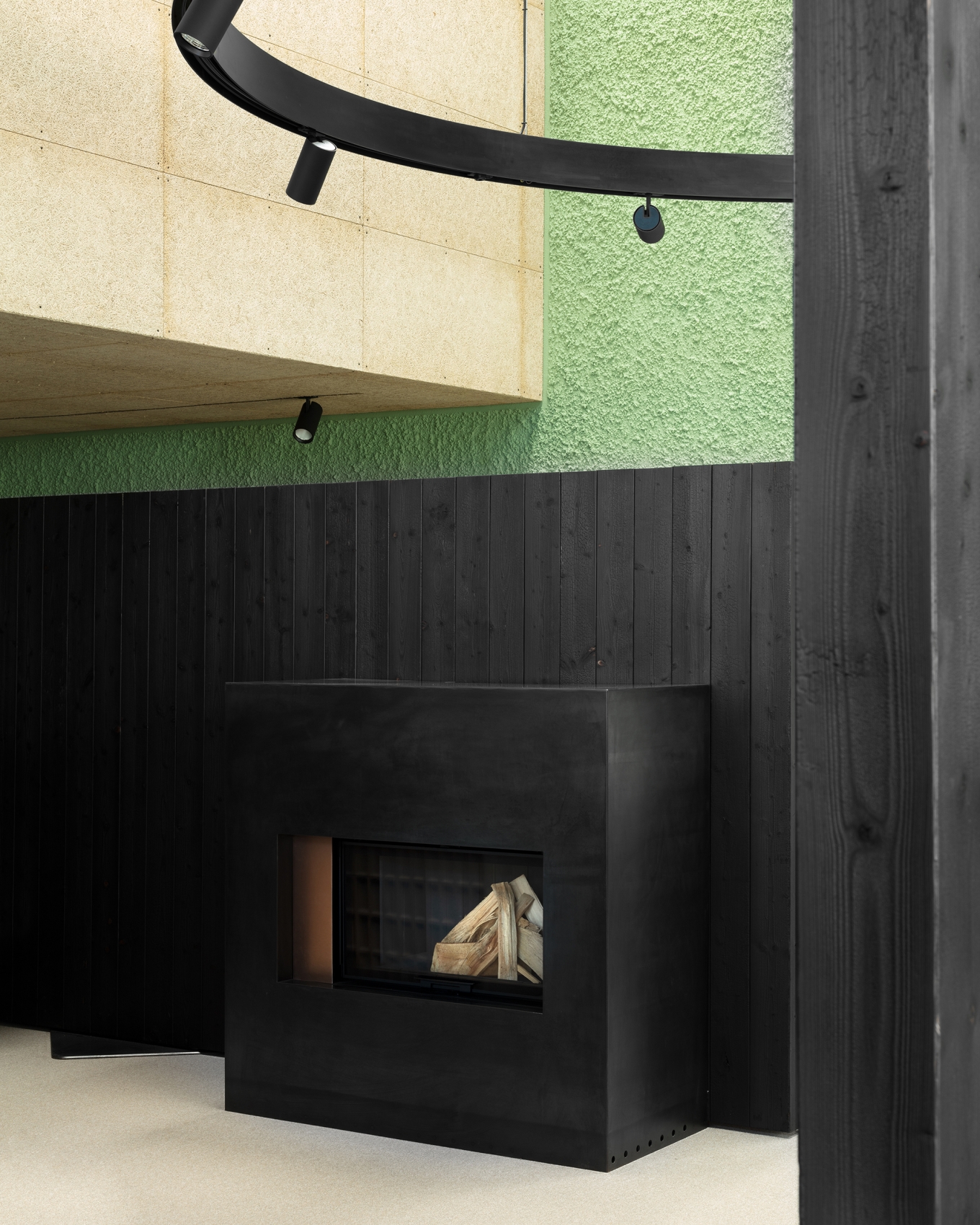 Fireplace, A Showroom For A Stove Maker - Gessato