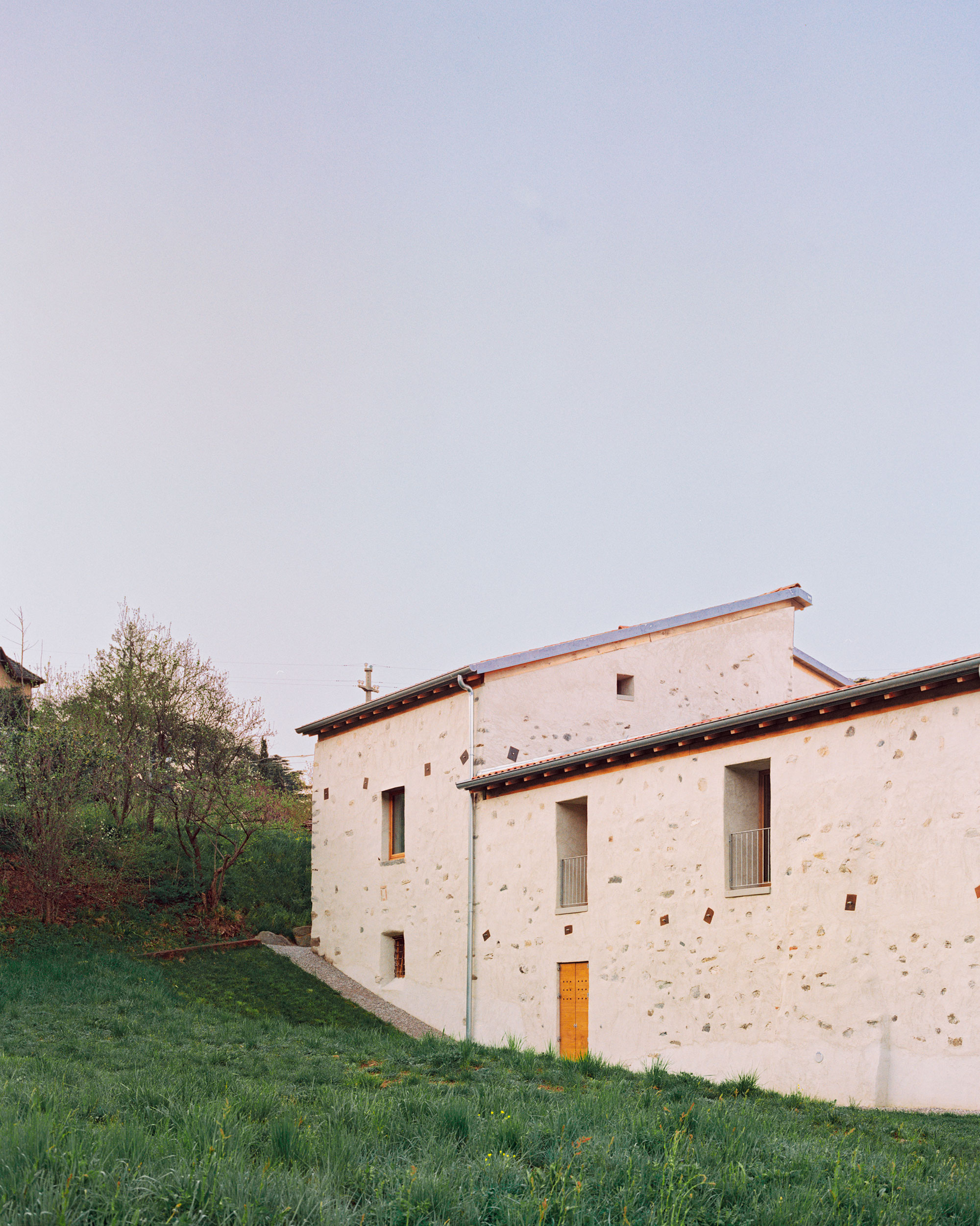 The Curt Farmhouse in Tavernèe - Gessato